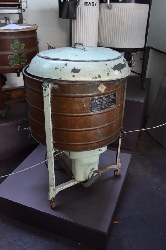 Washing Machine [Laun-Dry-Ette] - Museum of Transport and Technology ...
