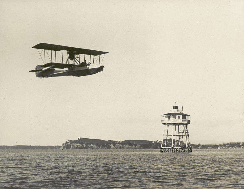 Black and white photograph of the Walsh brothers' first seaplane ...