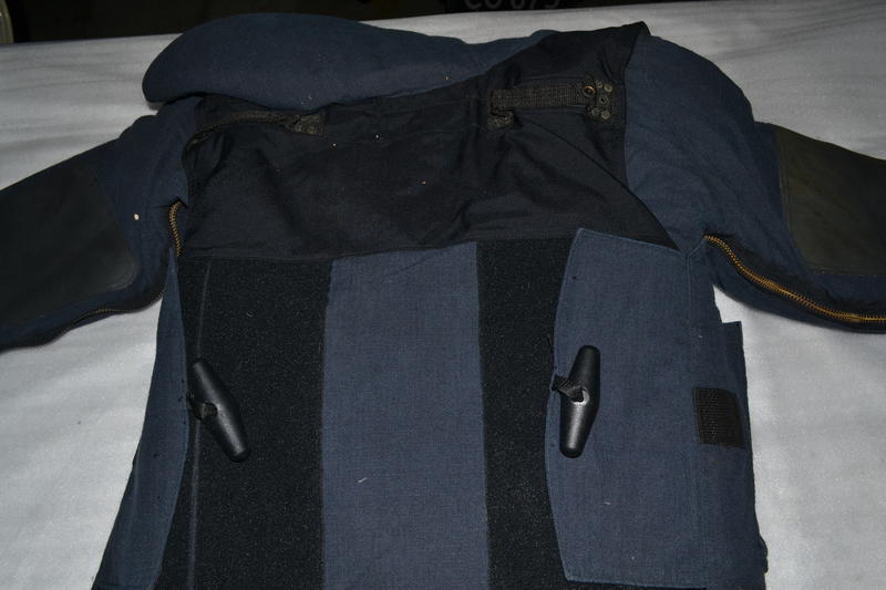 EOD Bomb disposal suit [Model: SRS-5], size ‘M’, including; jacket, leg ...