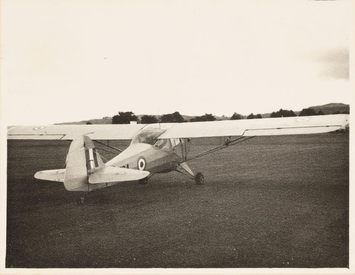 NZ1704 [Auster J5 photograph] - Museum of Transport and Technology, New ...
