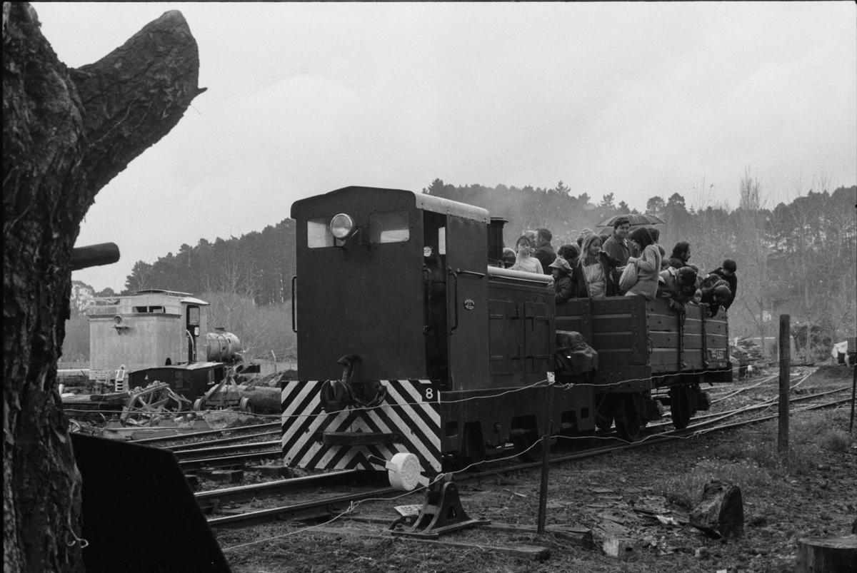 Photograph of shunting engine at MOTAT - Museum of Transport and ...