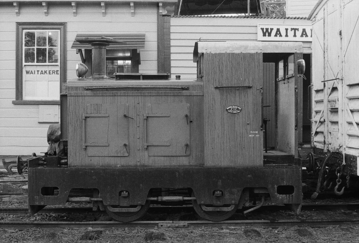 Photograph of diesel shunting engine - Museum of Transport and ...