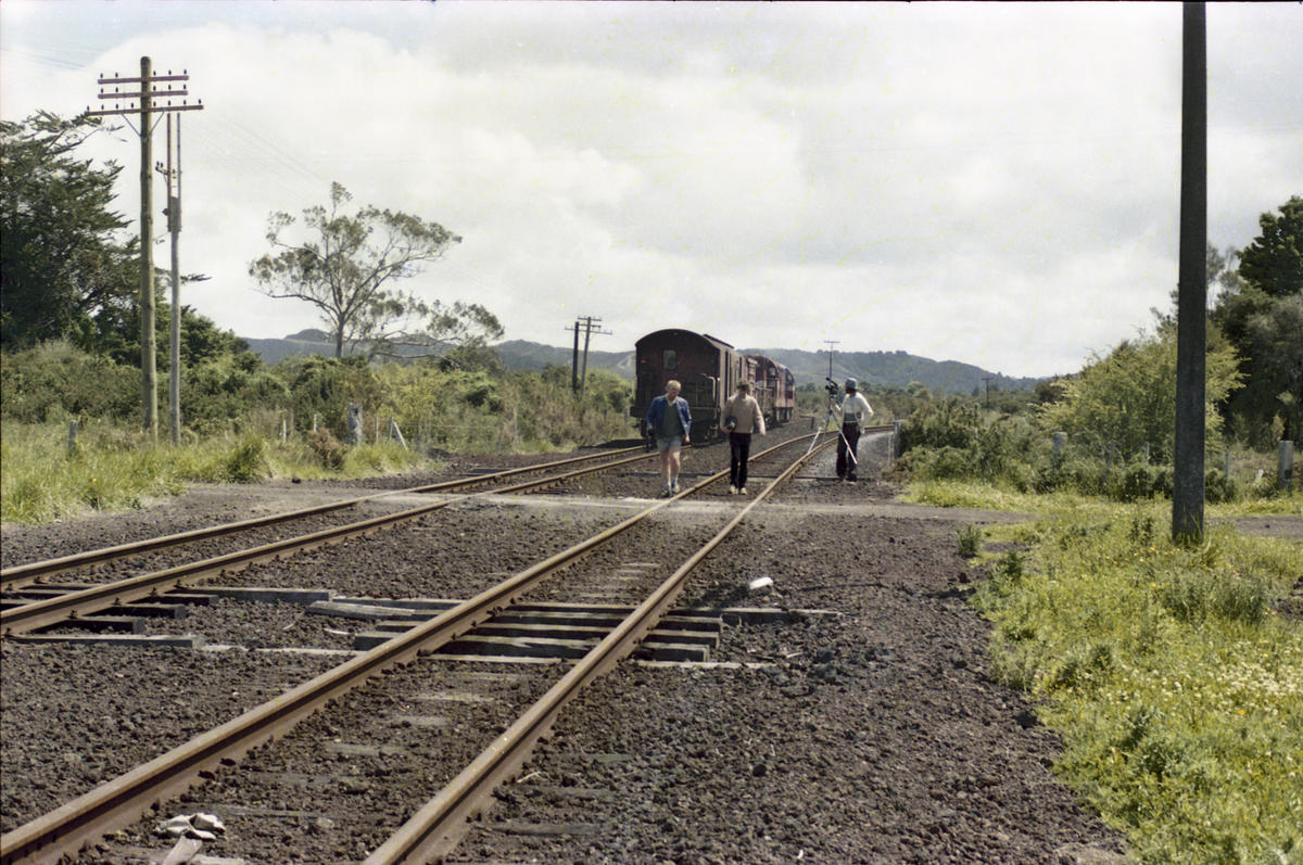 Photograph of two DA locomotives near Otiria - Museum of Transport and ...