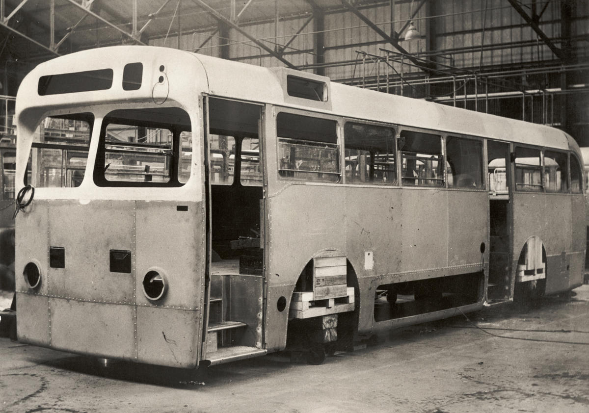 [Leyland bus assembly at Saunders Roe workshop] - Museum of Transport ...