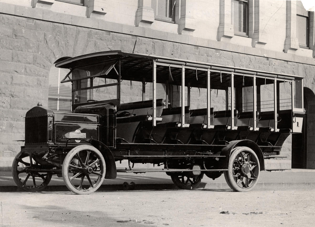 [Early Auckland AEC bus] - Museum of Transport and Technology, New Zealand