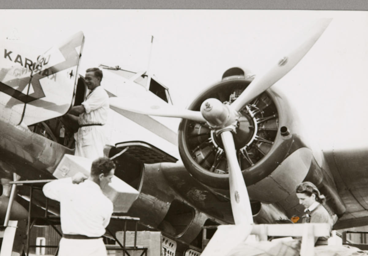 Union Airways NAC Lodestar - Museum of Transport and Technology, New ...