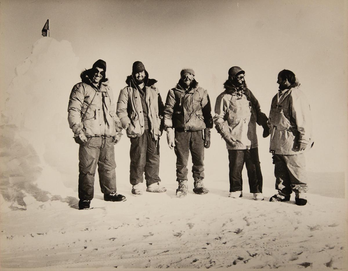 [Edmund Hillary, Murray Ellis, Jim Bates, Peter Mulgrew, and Derek ...