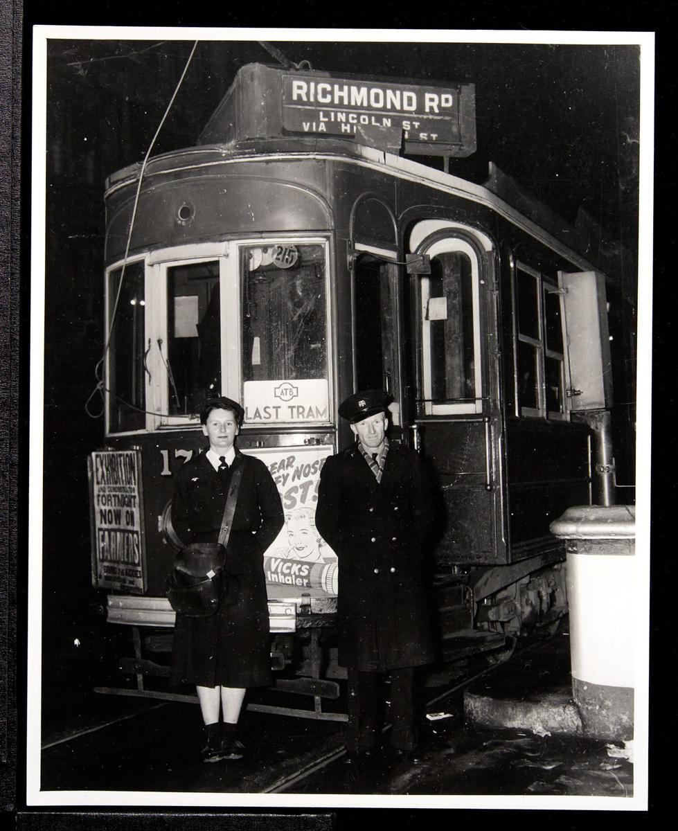 [Motorman and conductor in front of the Richmond Road Last Tram 177 at ...