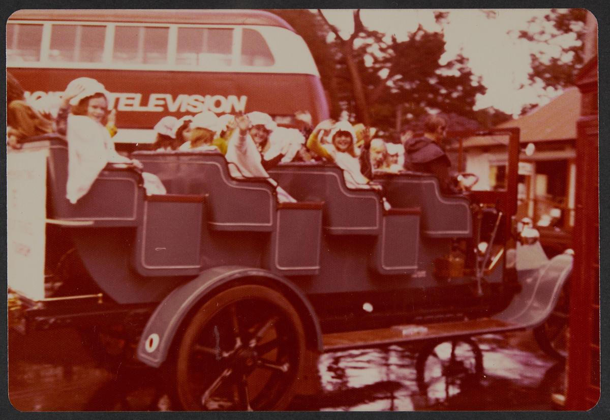 Buses : Renault, 1911 Charabanc - Museum of Transport and Technology ...