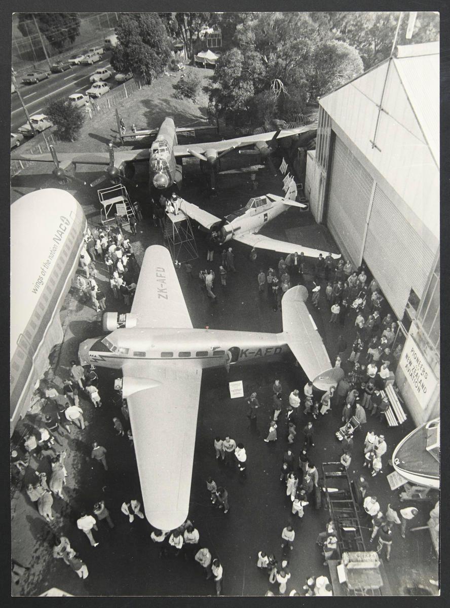 Outdoor display of aircraft at MOTAT 1 - Museum of Transport and ...