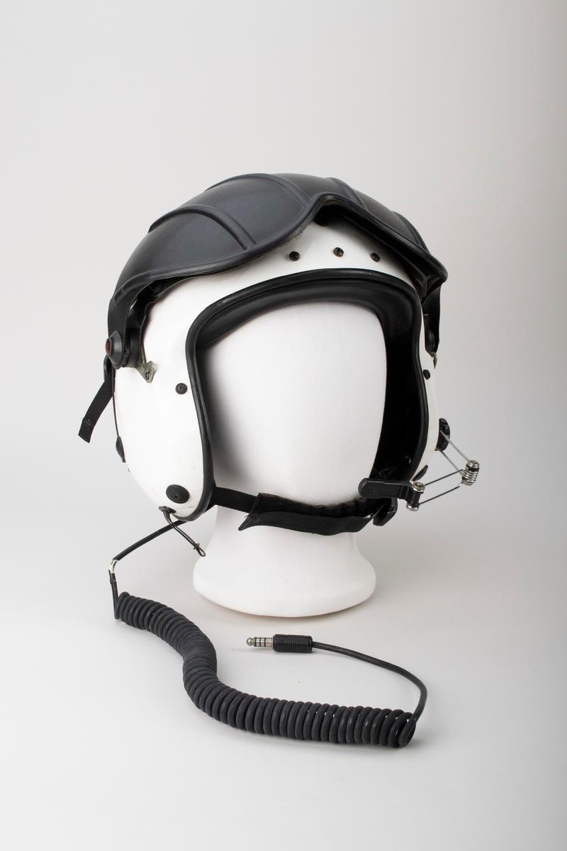 Flight Helmet [New Zealand Police Air Support Unit] - Museum of ...
