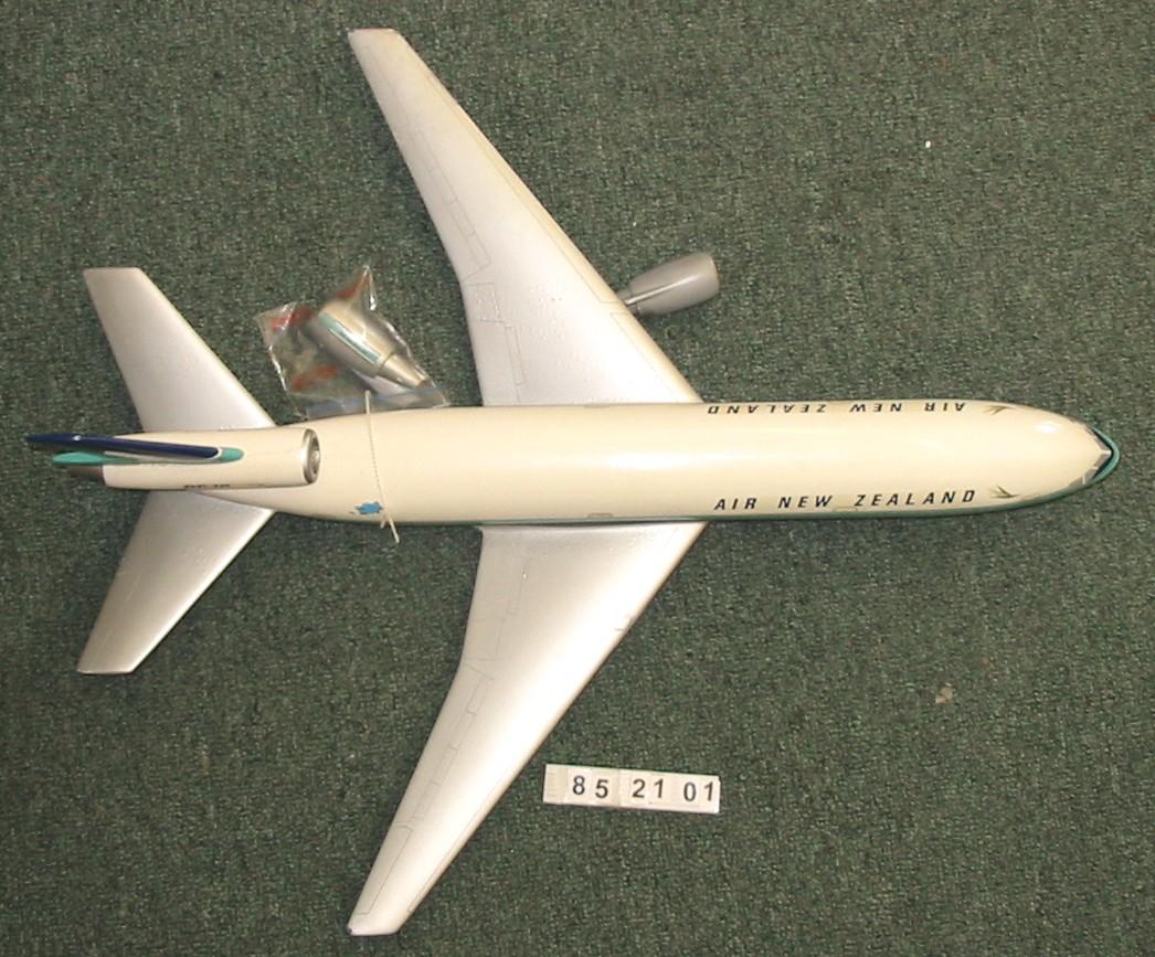 Model Aircraft [DC-10 Air New Zealand] - Museum of Transport and ...