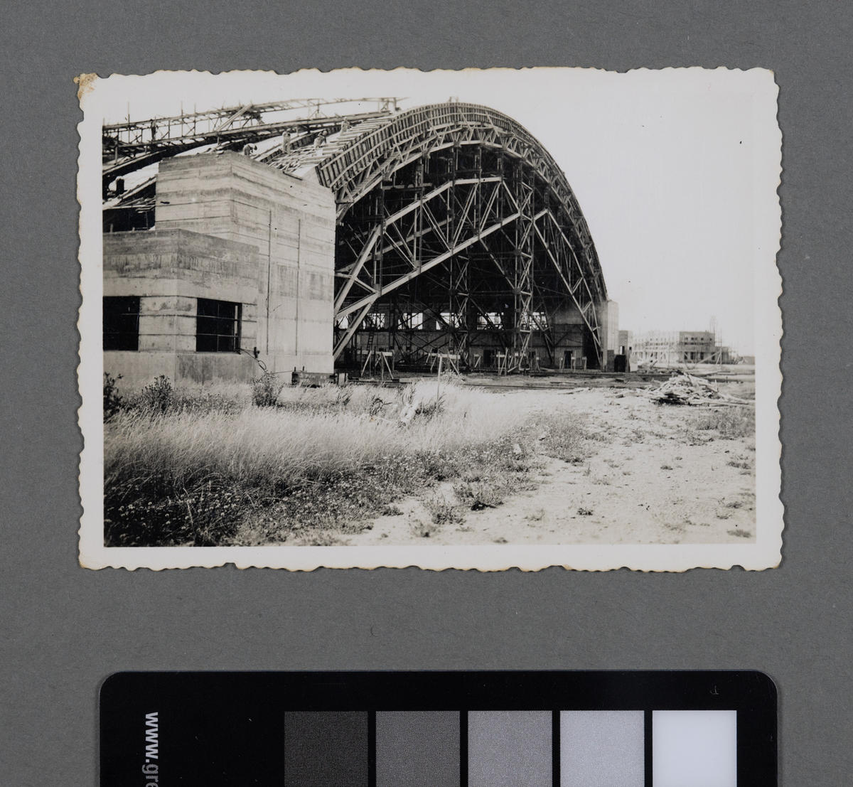 [Hangar construction at RNZAF Base Ohakea] - Museum of Transport and ...