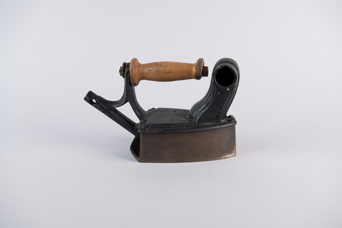 Gas Iron - Museum of Transport and Technology, New Zealand